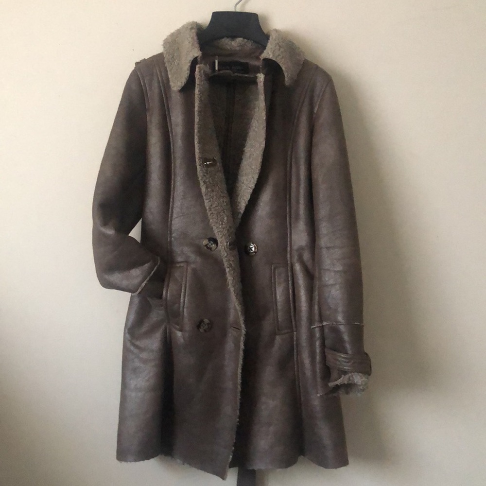 Black Rivet Ling Faux Fur Coat - Gem